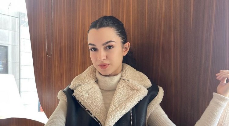 Su Burcu Yazgi Coskun ne planira estetske operacije! - Najbolje Turske ...