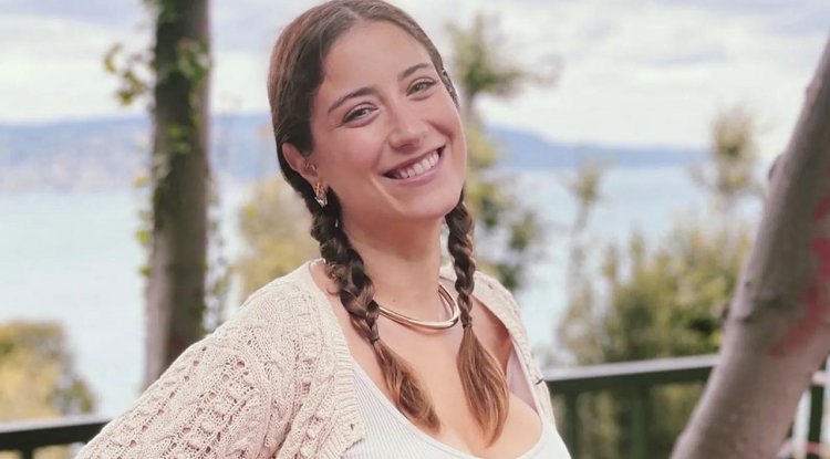 Hazal Kaya kao detektivka u seriji Sorgu Odasi | Soba za ispitivanje ...